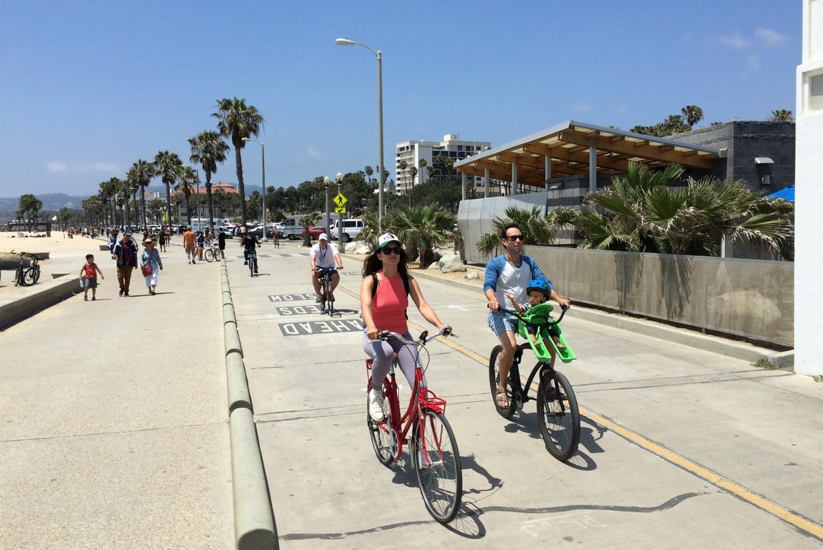 What is Santa Monica Known For? (20 Things It's Famous For)