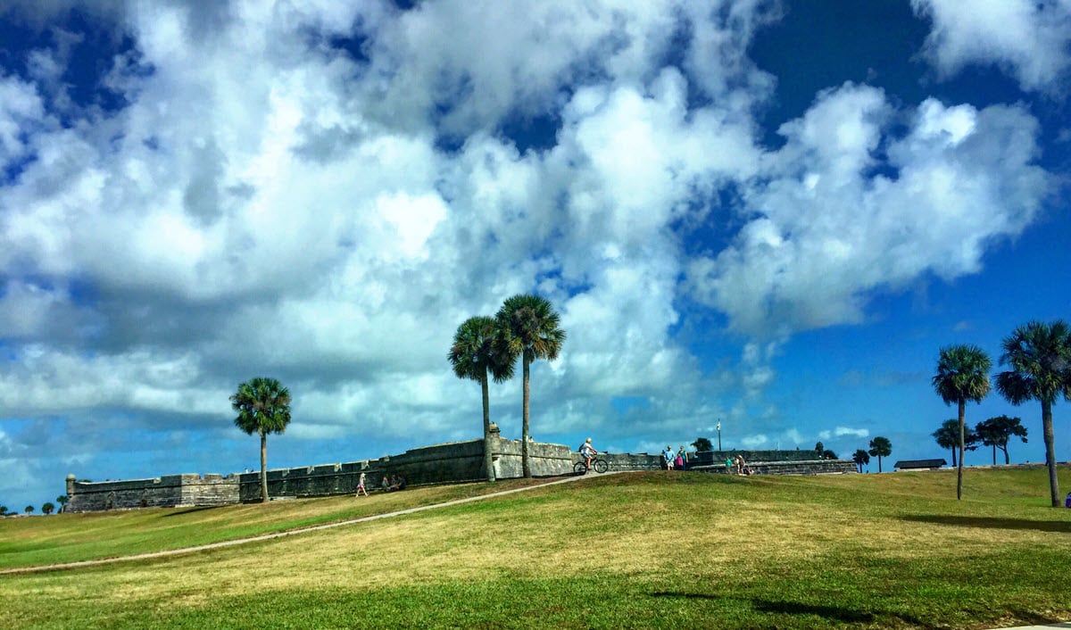 What is Florida Known For? (17 Facts It's Famous For)