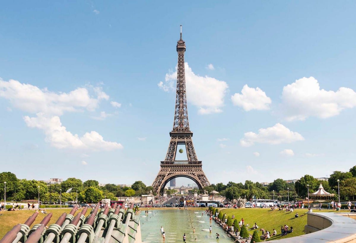 What Is France Known For? (20 Things It's Famous For)