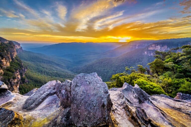 What is Australia Known For? (16 Things It's Famous For)
