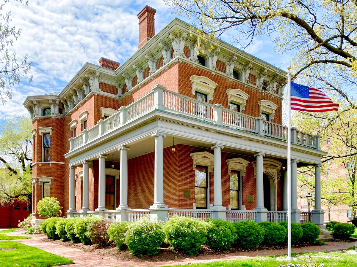 What is Indianapolis, Indiana Known For? (15 Things It's Famous For)