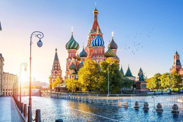 What is Russia Known For? (15 Things It's Famous For)