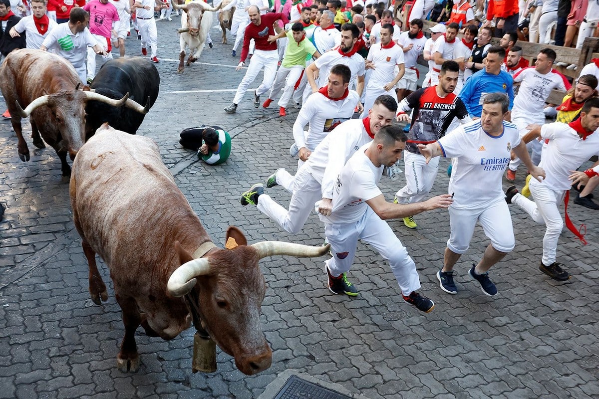 What is Spain Known For? (20 Things It's Famous For)