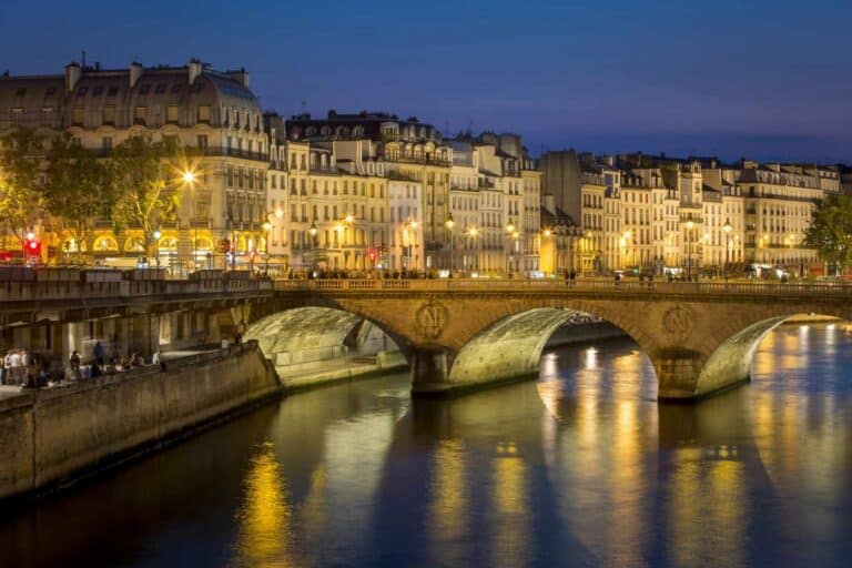 What is Paris Known For? (19 Things It's Famous For)